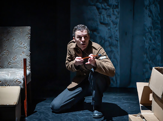 HOW TO BURY A DEAD MULE – The Even Hand